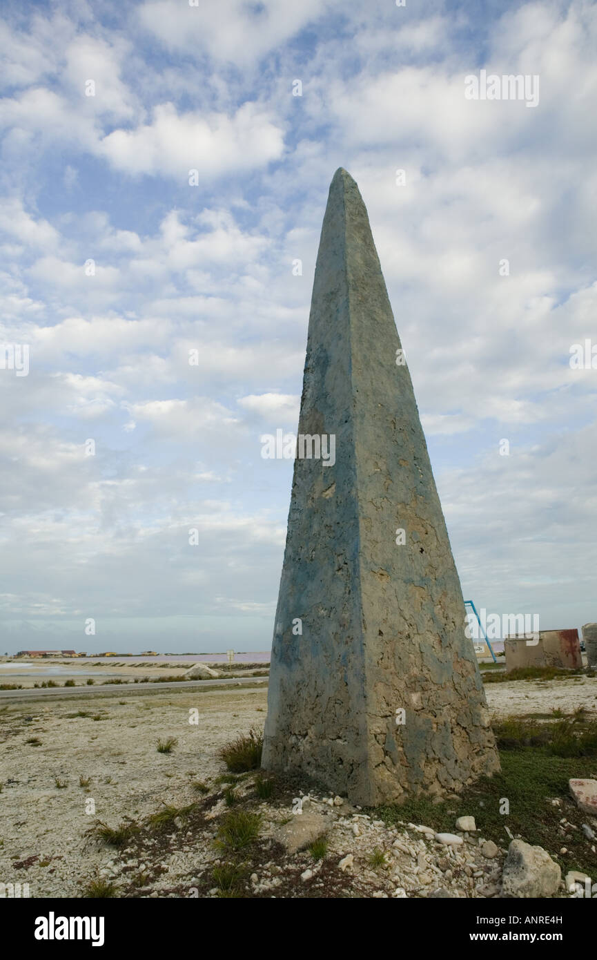 ABC Islands, BONAIRE, Solar Salt Works: Old Blue Navigation Marker ...