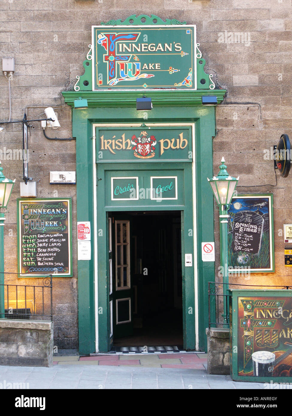 Finnigans Irish bar entrance in Edinburgh Scotland Stock Photo - Alamy