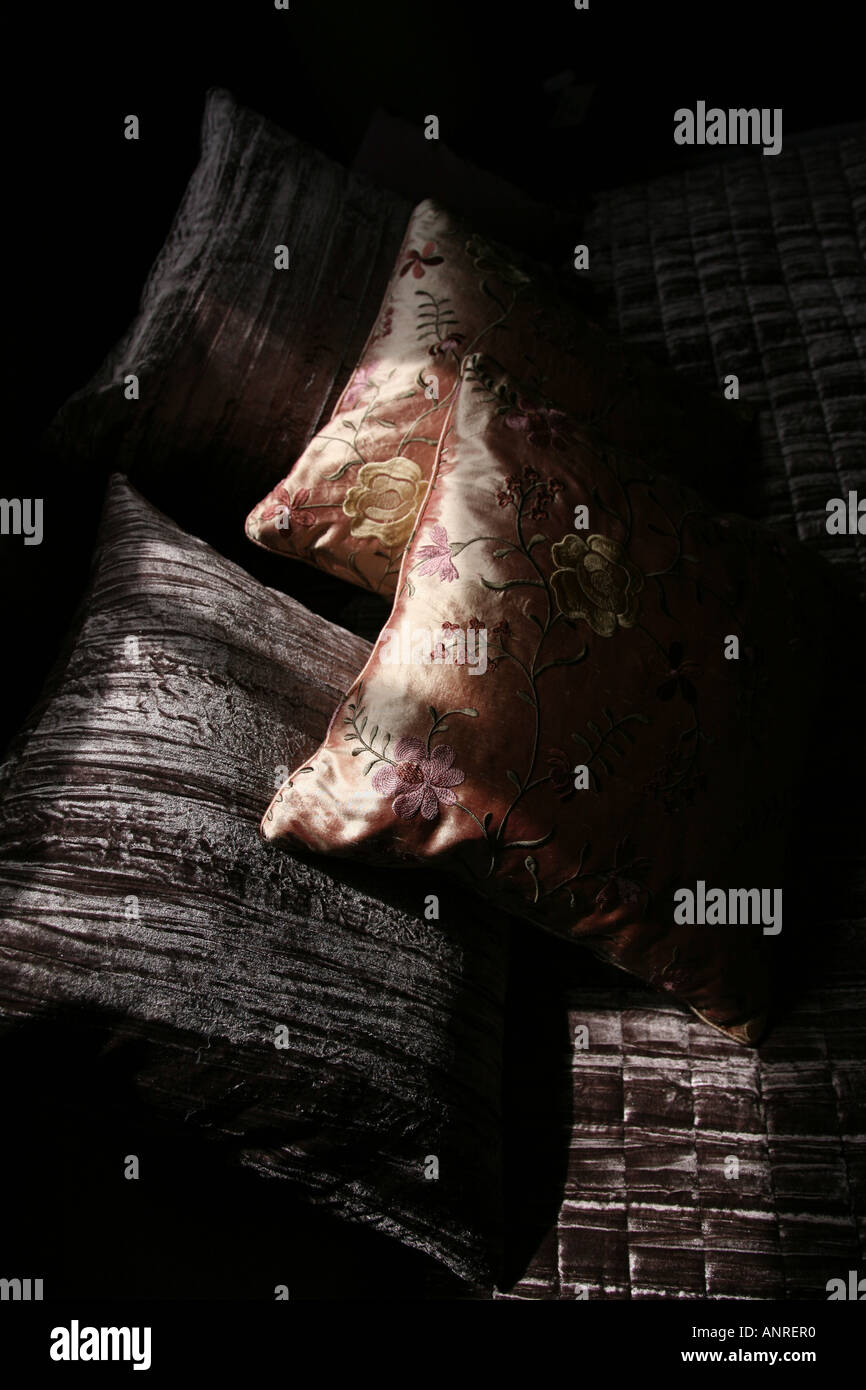 Cusions hi-res stock photography and images - Alamy