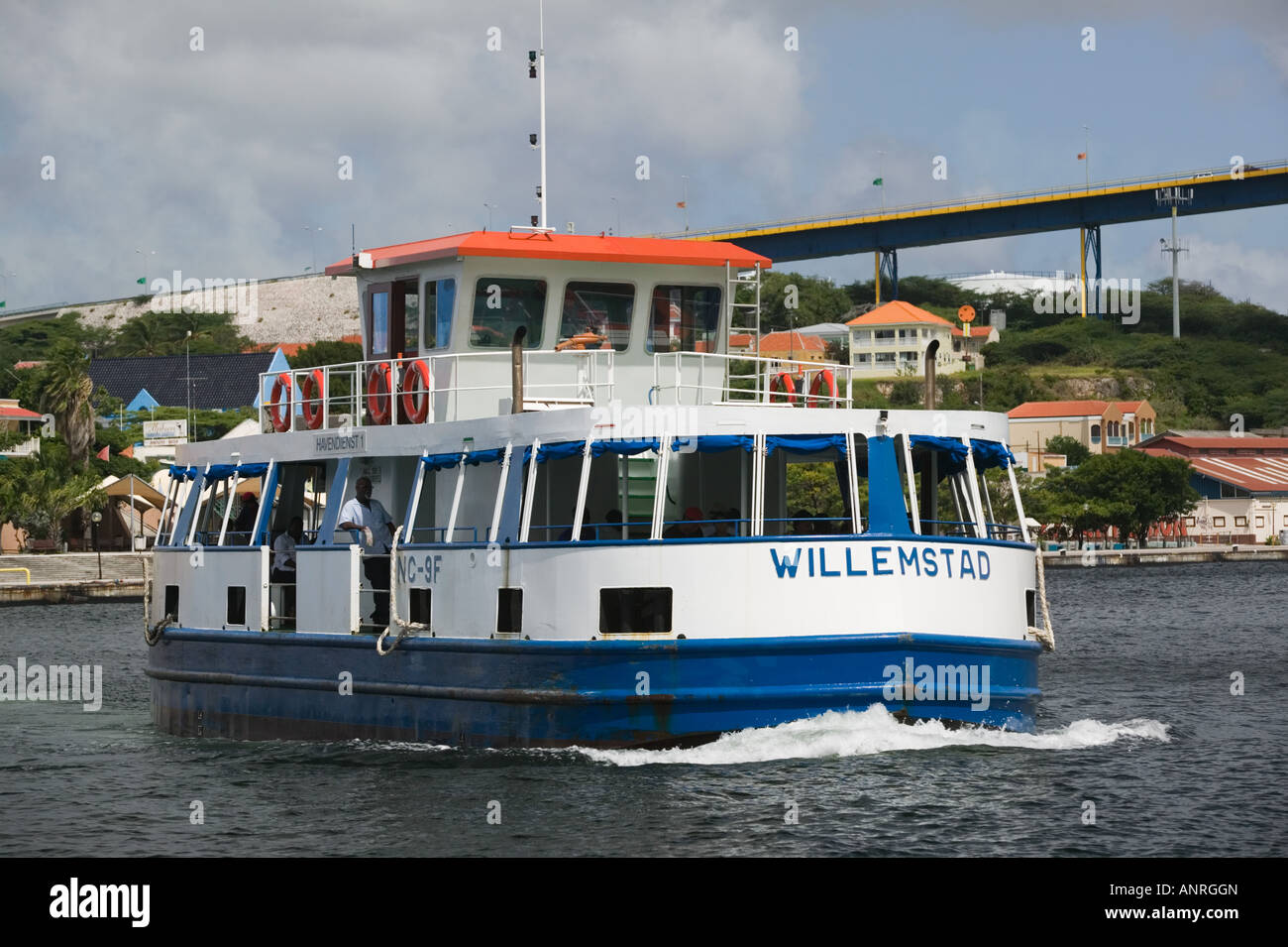 ABC Islands, CURACAO, Willemstad: Otrobanda, Punda Ferry on Sint ...