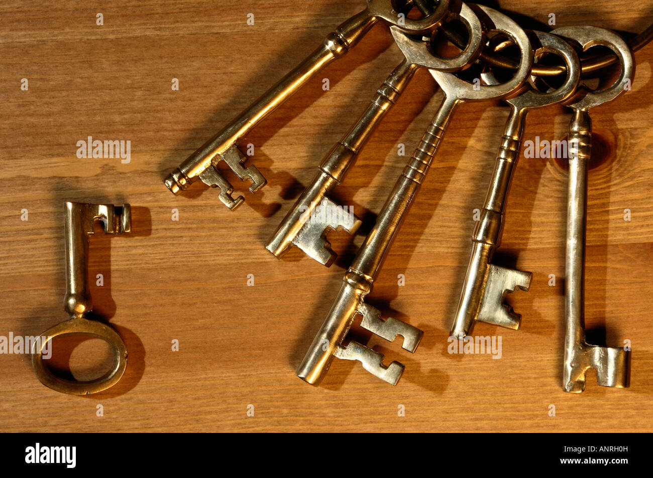 Bunch Old Brass Skeleton Keys High Resolution Stock Photography and ...