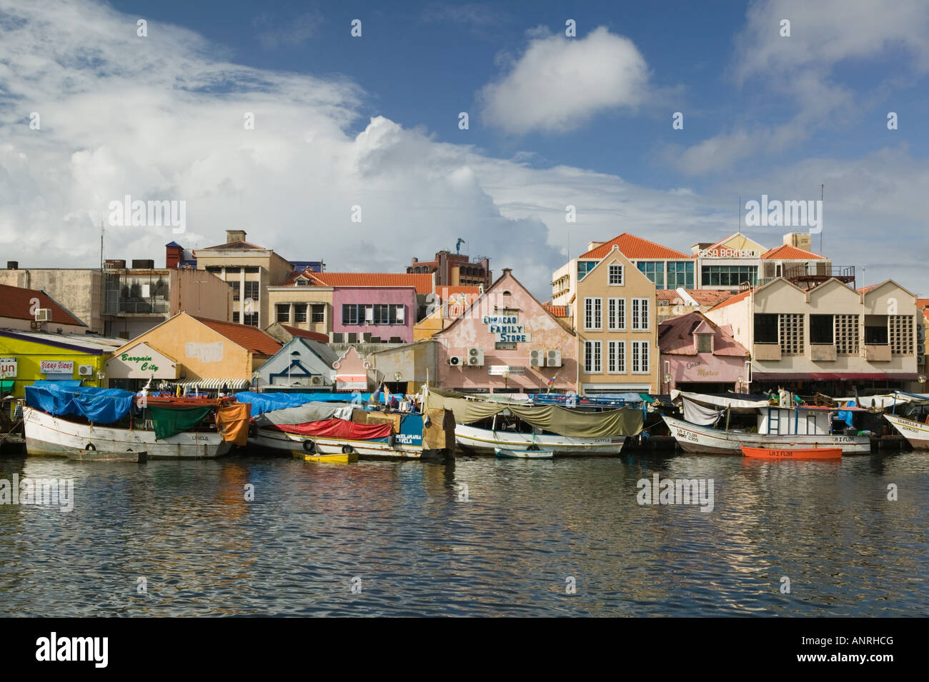 ABC Islands, CURACAO, Willemstad: Punda, Floating Market with boats ...