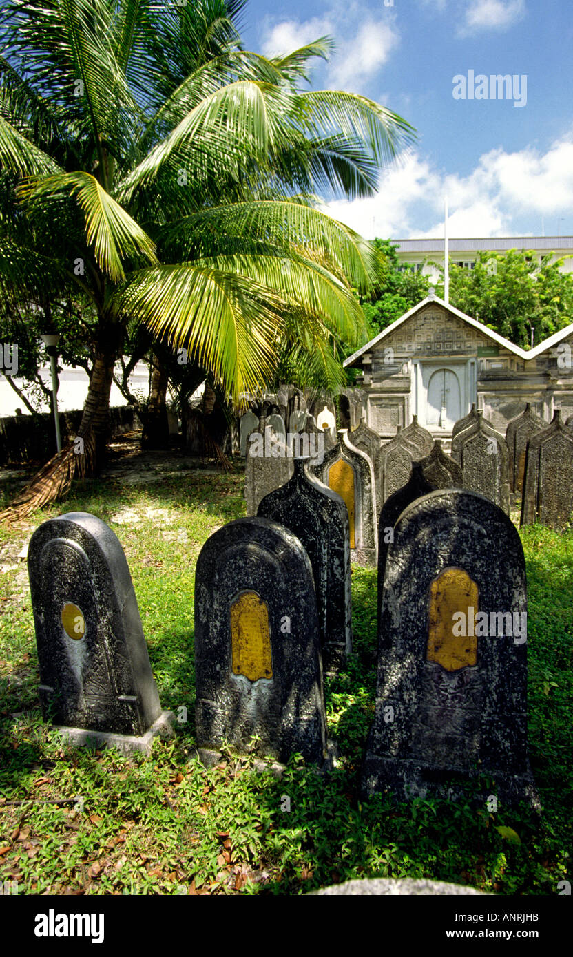 Maldives Male islamic headstones in Friday mosque graveyard Stock Photo ...