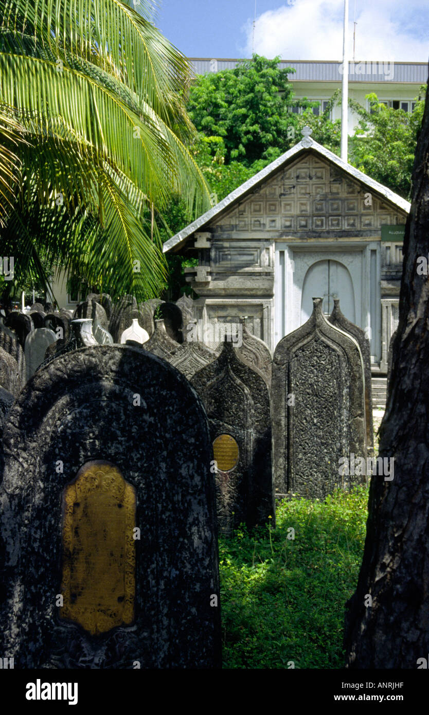 Maldives Male headstones in Friday mosque graveyard Stock Photo - Alamy