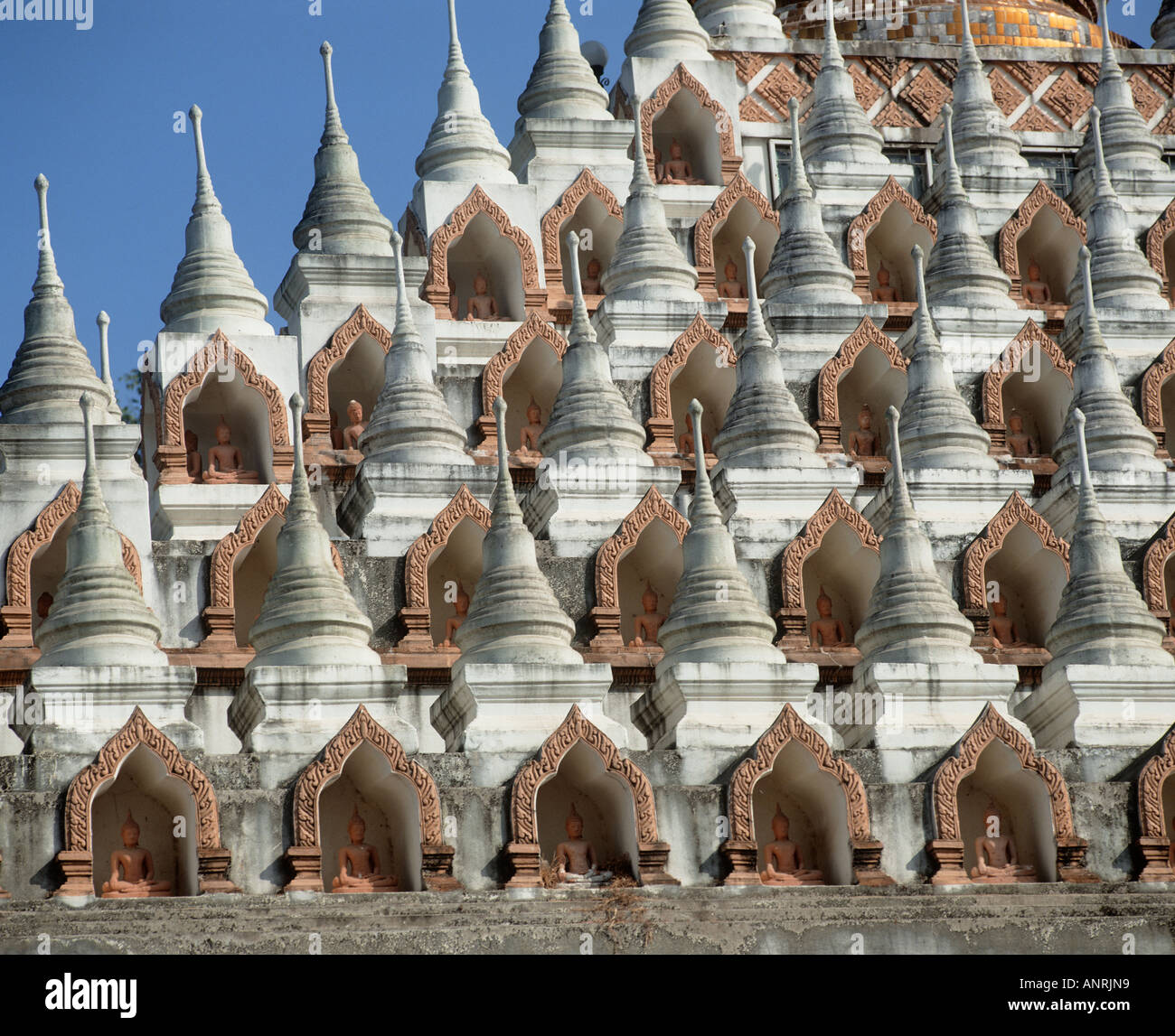 Multiple chedis hi-res stock photography and images - Alamy