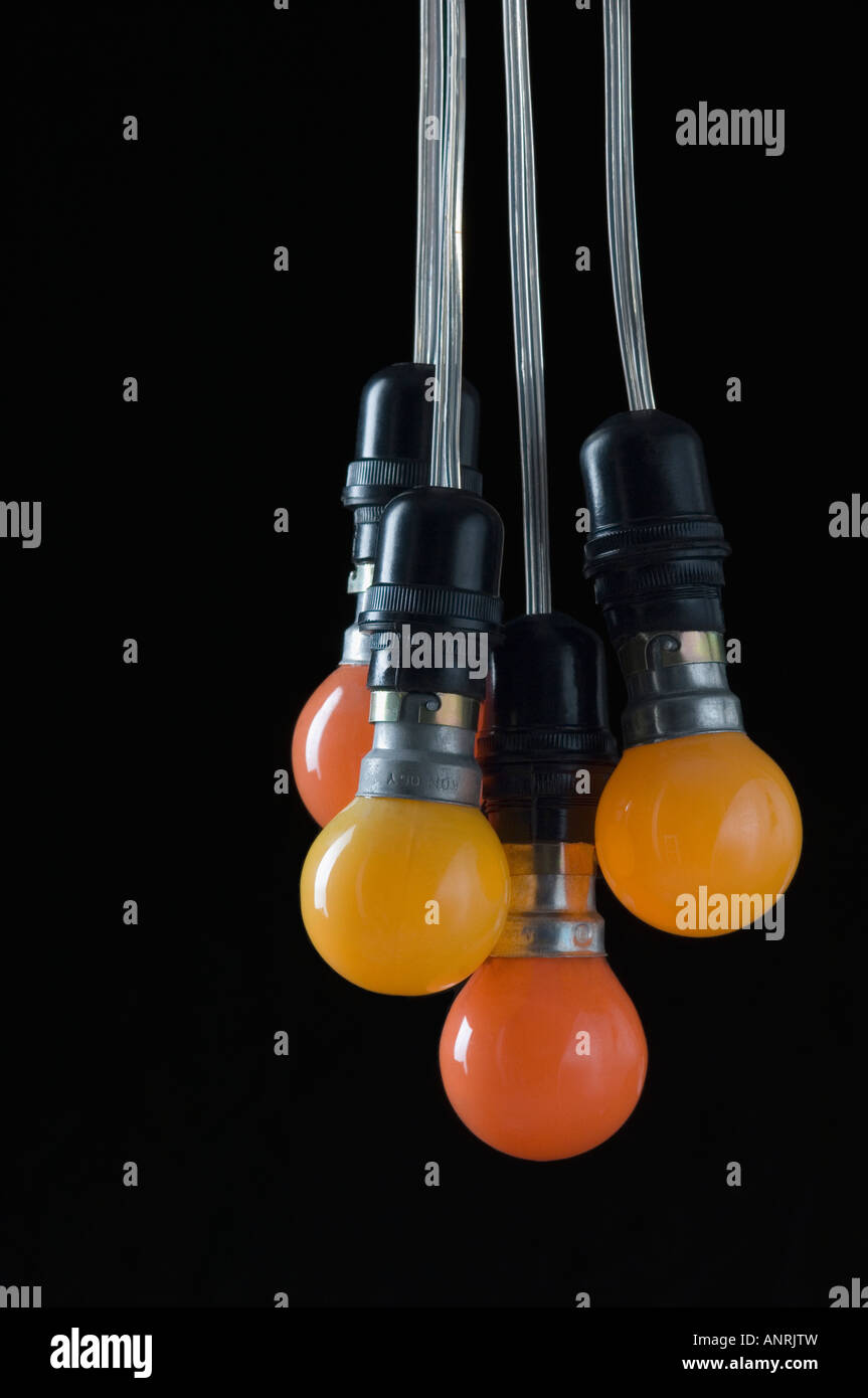 Hanging wire vertical hi-res stock photography and images - Alamy