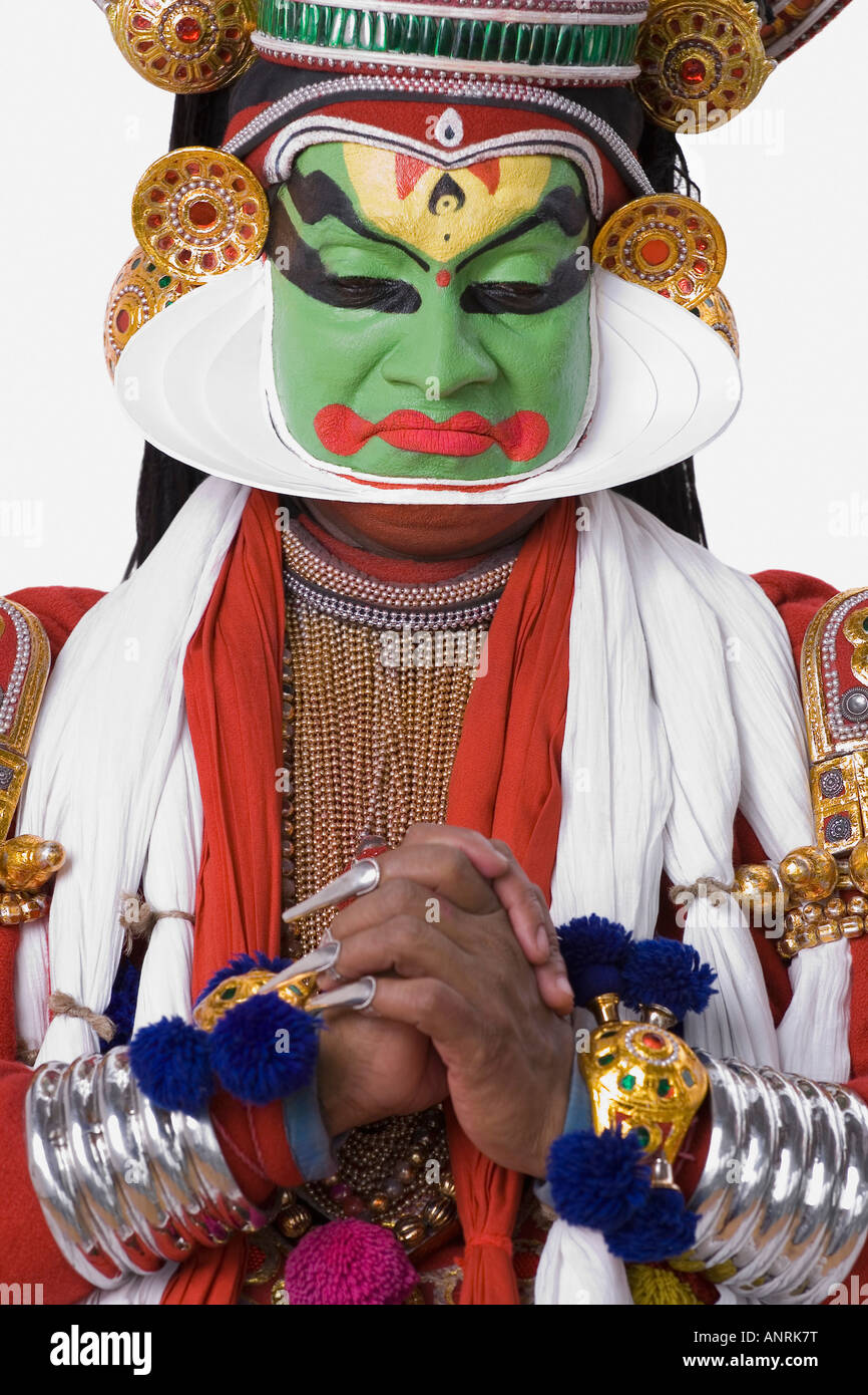 Close-up of a Kathakali dance performer Stock Photo - Alamy