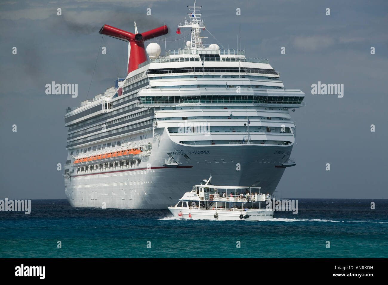 Royal caribbean cruise ship tender hi-res stock photography and images ...