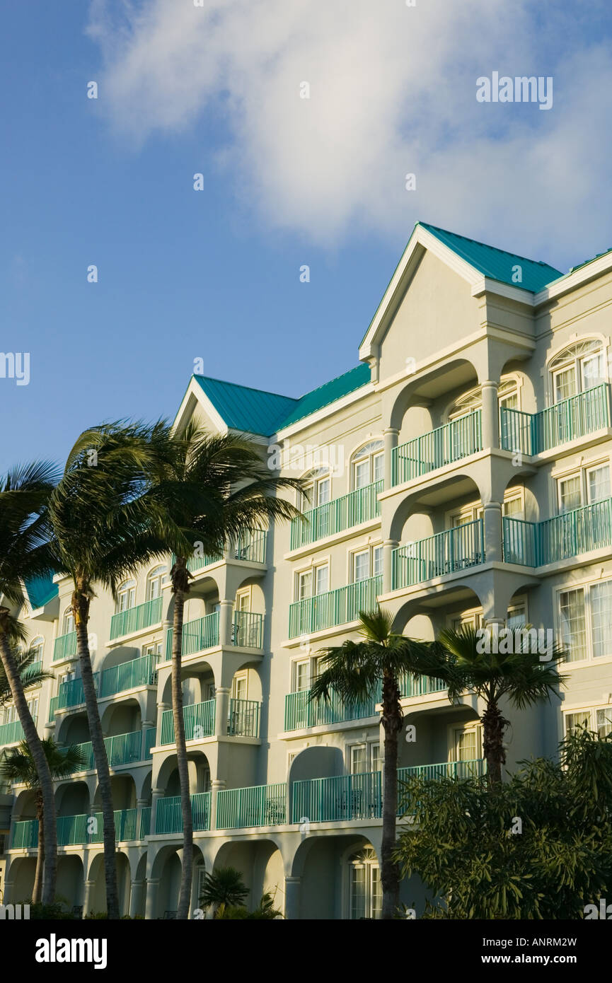 Cayman islands grand cayman hotel hi-res stock photography and images ...