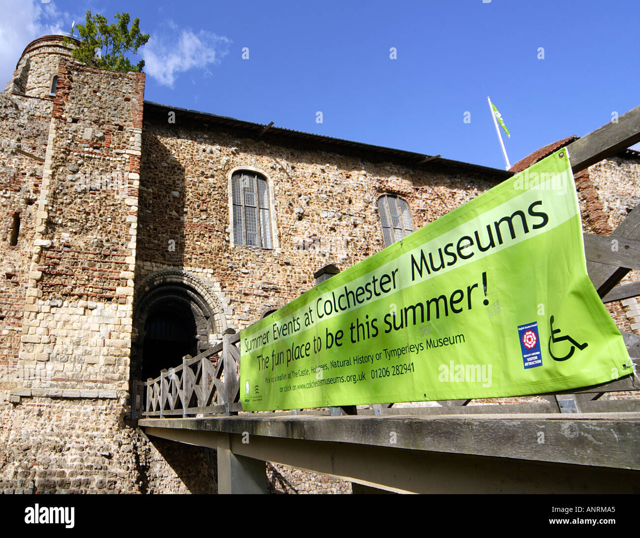 Colchester sign hi-res stock photography and images - Alamy