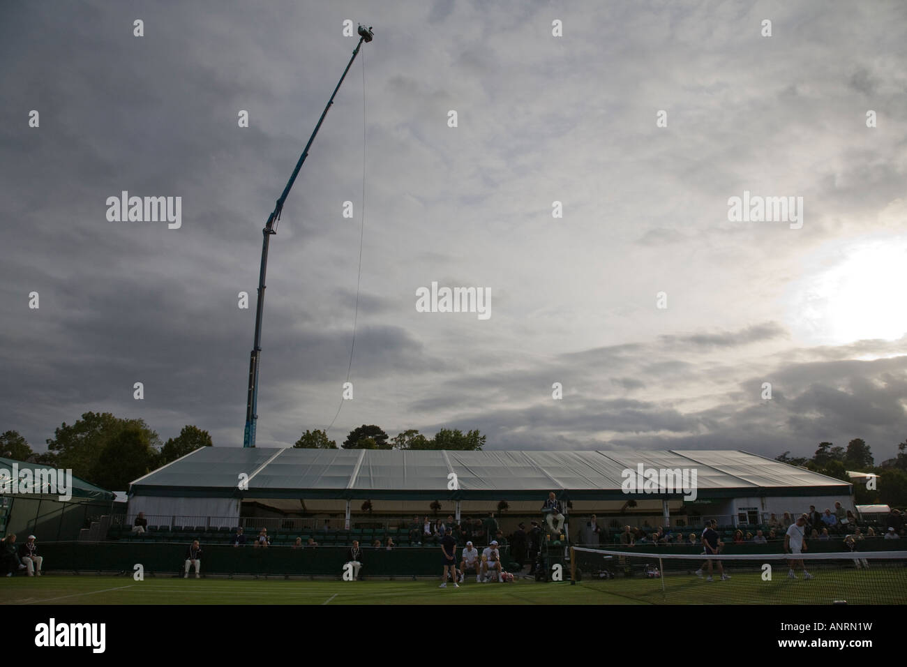 Wimbledon tennis crowd court High Resolution Stock Photography and ...