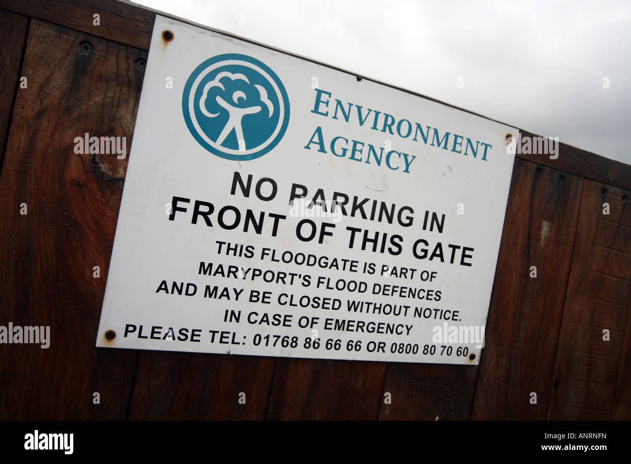 Environment Agency sign on flood protection gates Stock Photo - Alamy