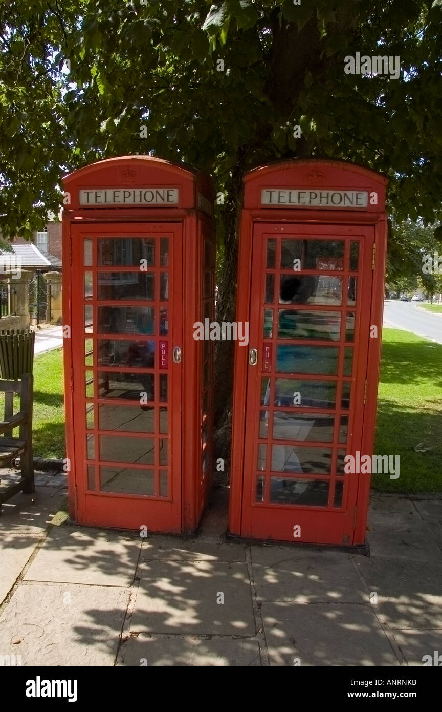 Pair of post boxes hi-res stock photography and images - Alamy
