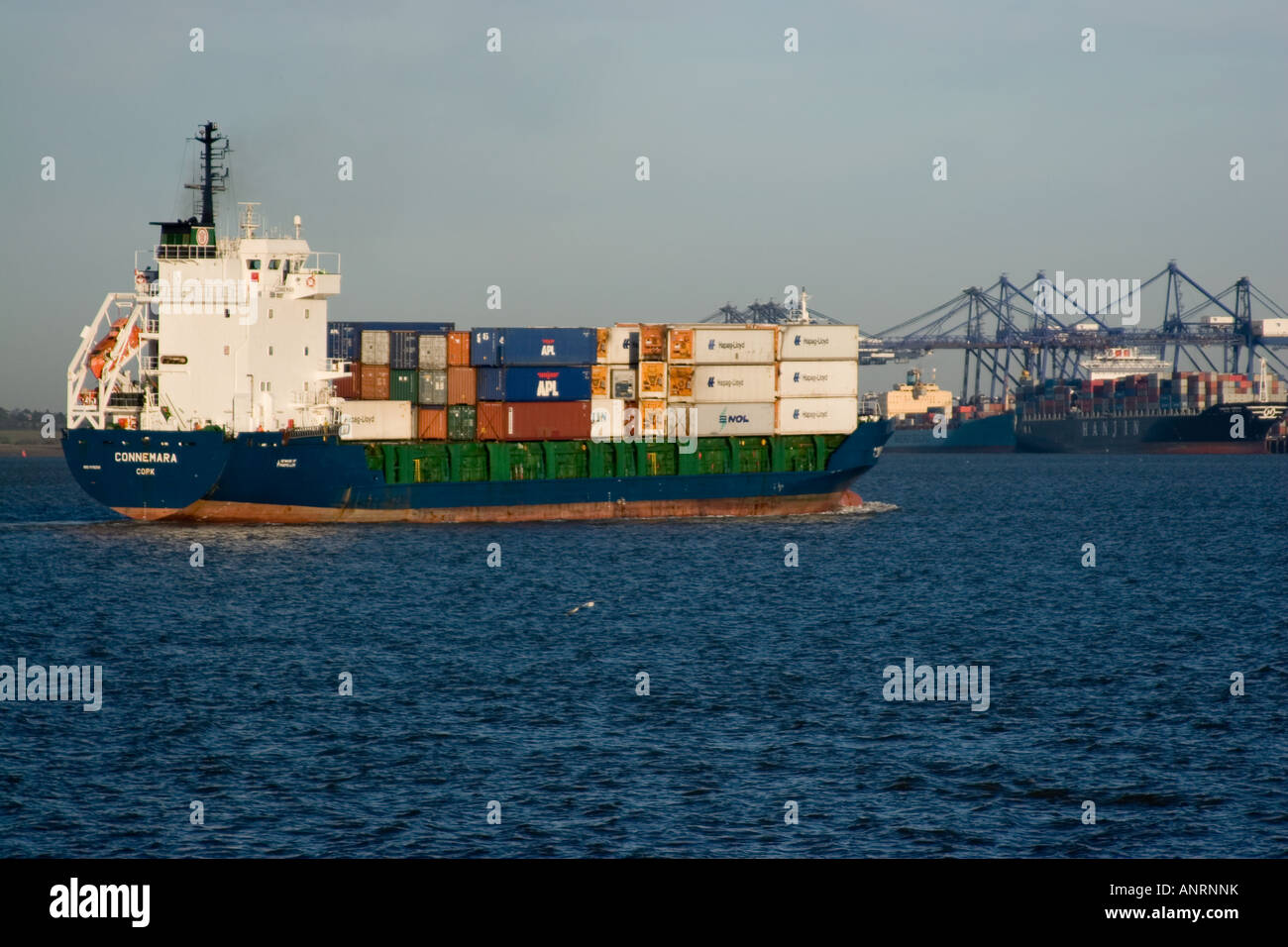 Containerization containerisation hi-res stock photography and images ...