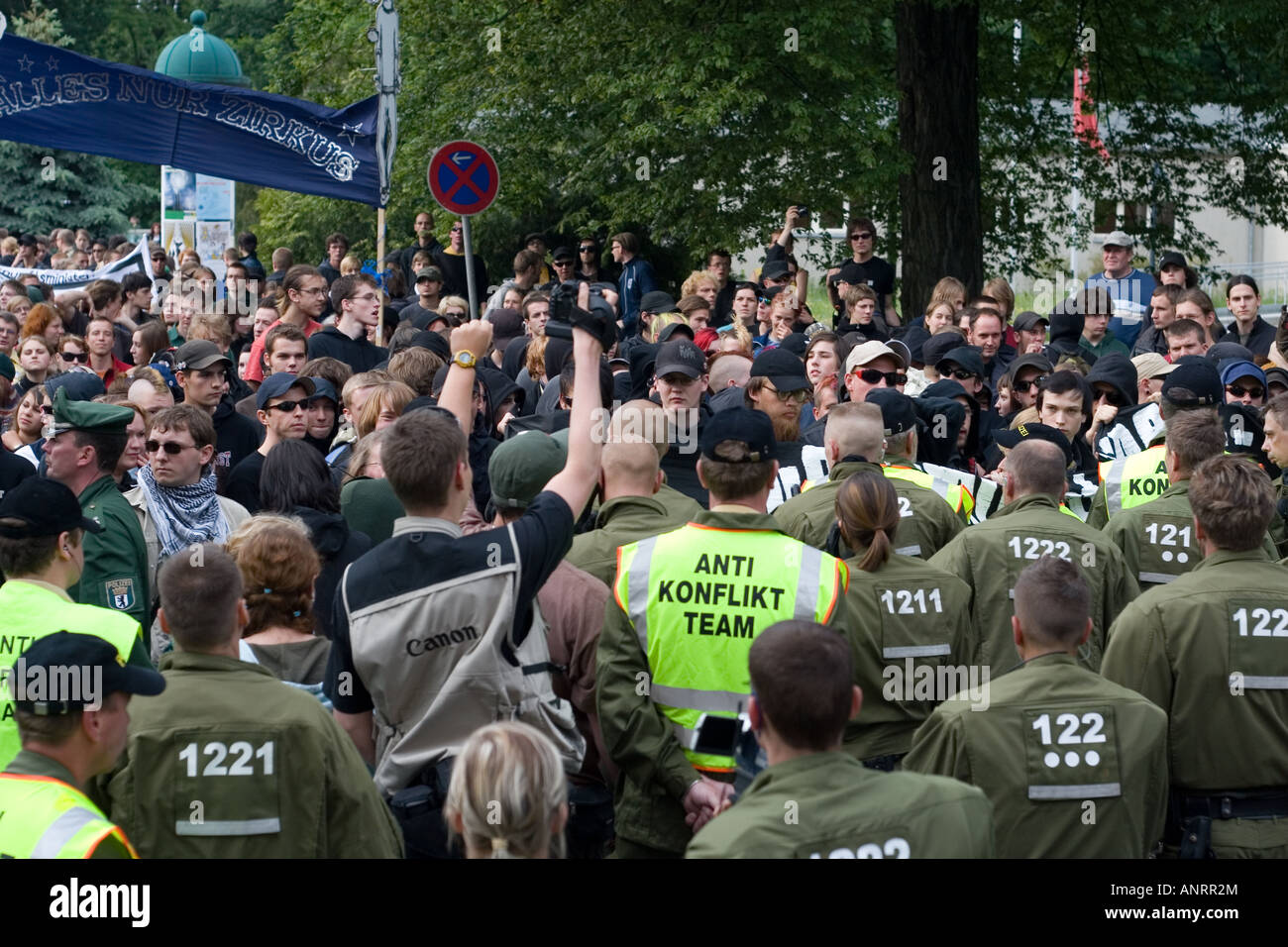 Tumults hi-res stock photography and images - Alamy