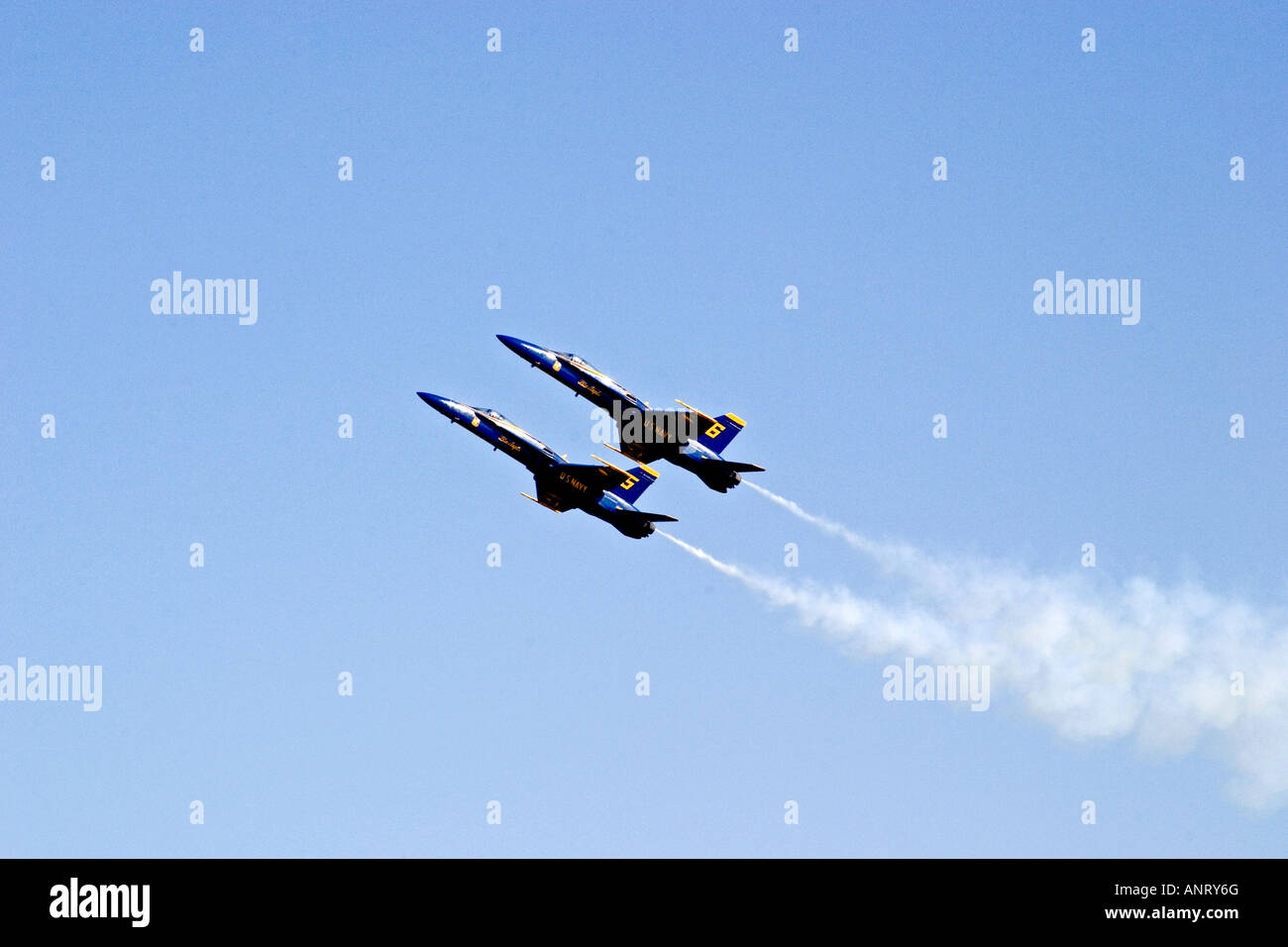 Floating angels hi-res stock photography and images - Alamy
