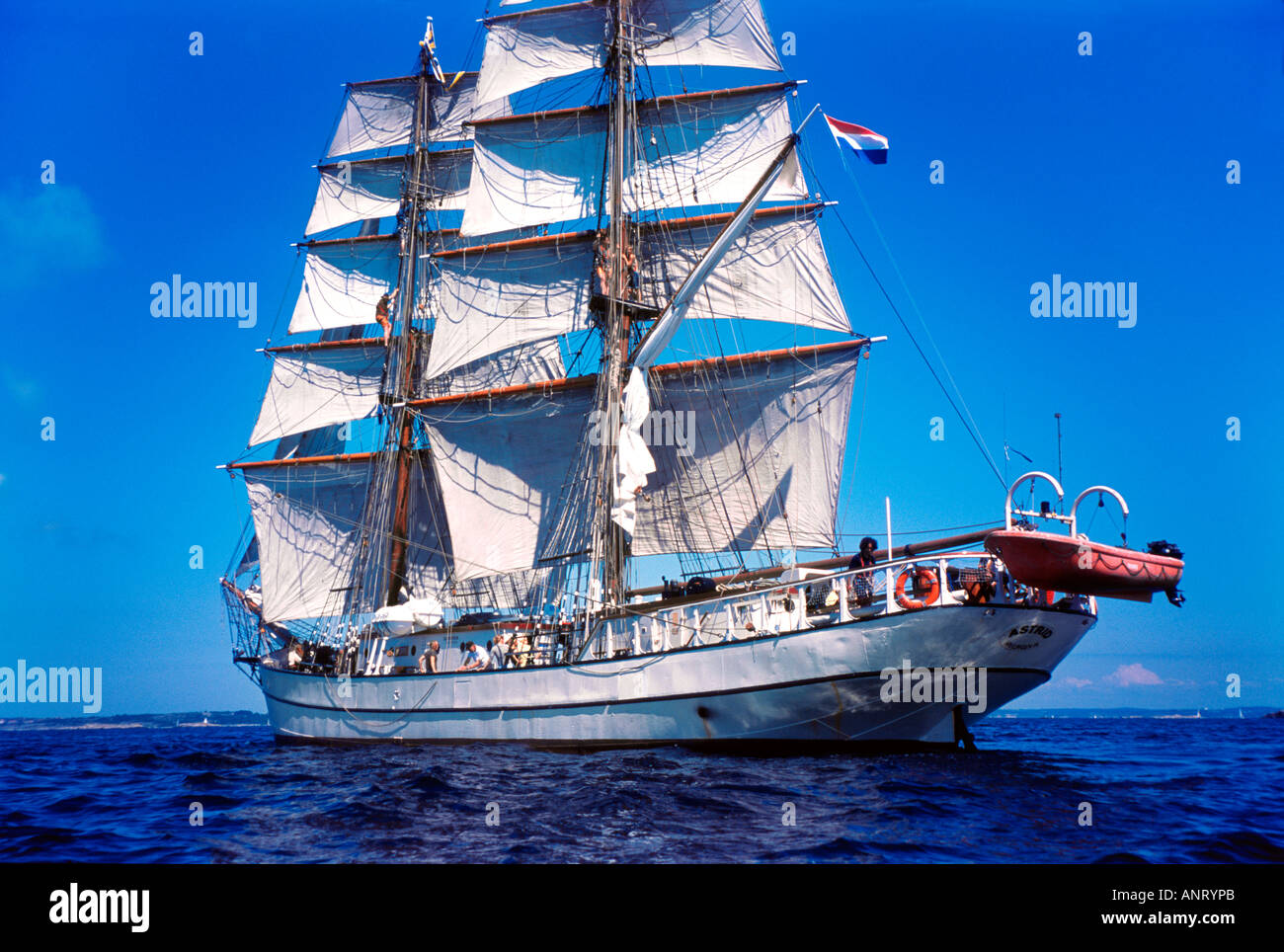Jib ship hi-res stock photography and images - Alamy