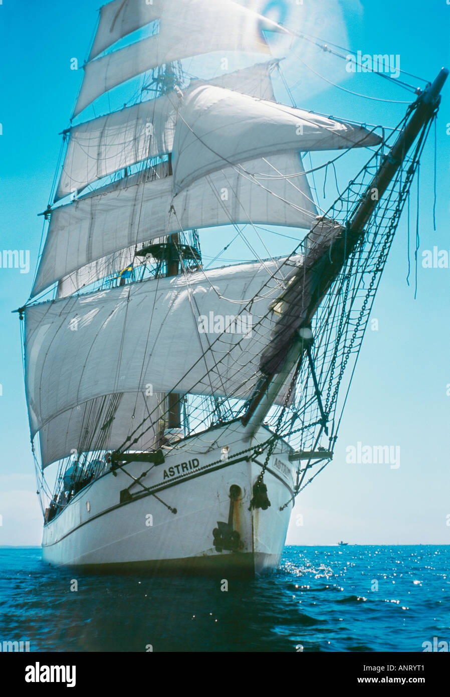 Tall sailing ship naval hi-res stock photography and images - Alamy