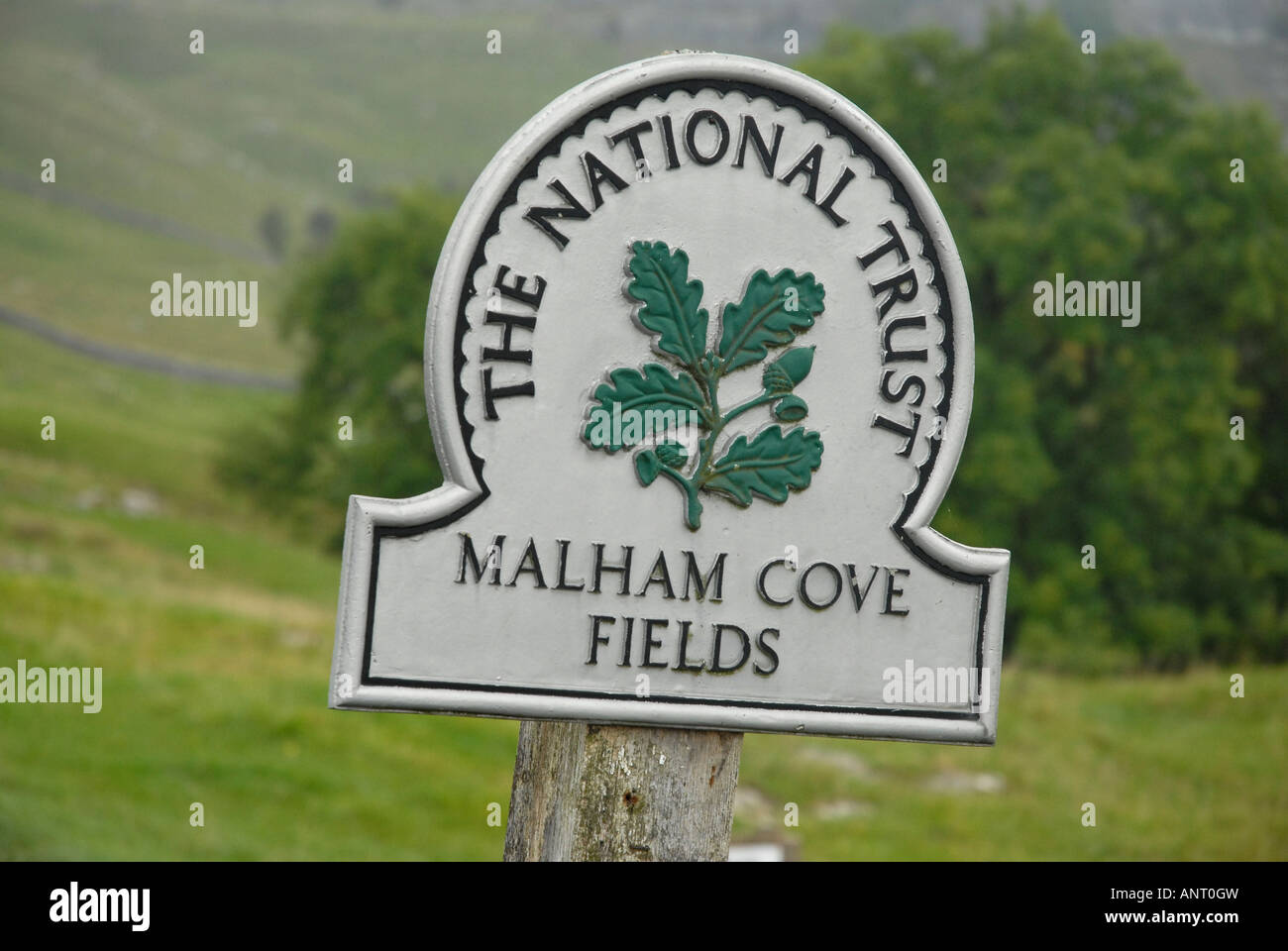 Malham cove direction sign hi-res stock photography and images - Alamy