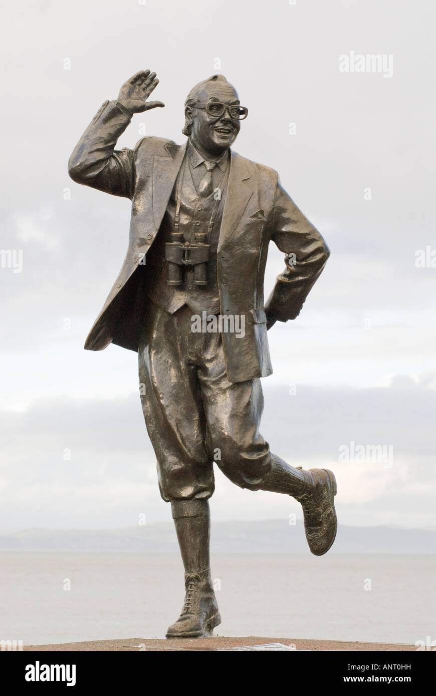 Eric Morecambe Statue Stock Photo - Alamy