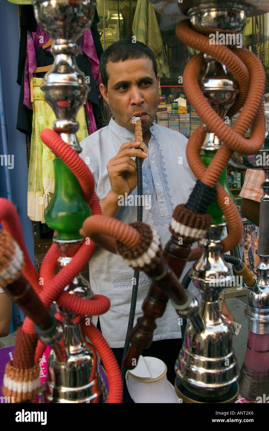 Sheesha london hi-res stock photography and images - Alamy