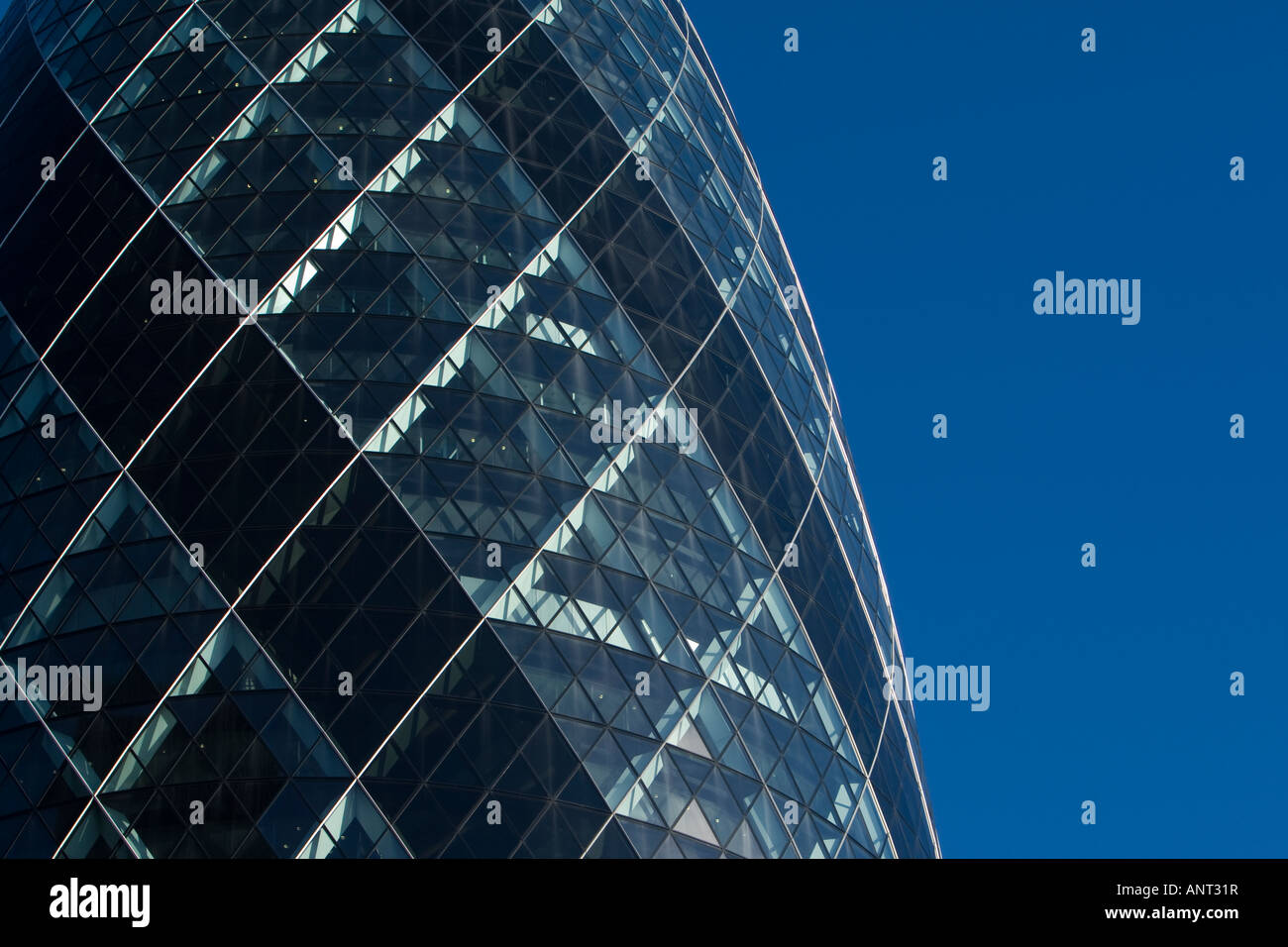 The Gherkin, 30 St Mary Axe, London, EC3, blue sky Stock Photo - Alamy
