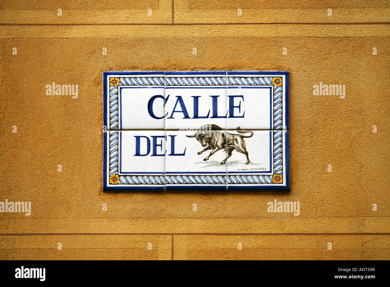 Madrid sign hi-res stock photography and images - Alamy