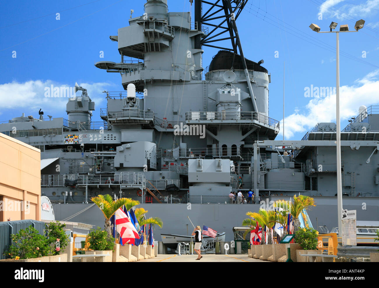 Approach to USS Missouri in Pearl Harbour Honolulu Hawaii Stock Photo ...