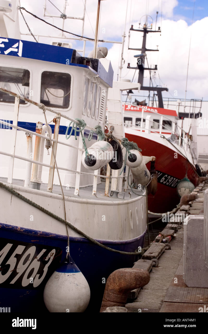 boat in a port Stock Photo - Alamy