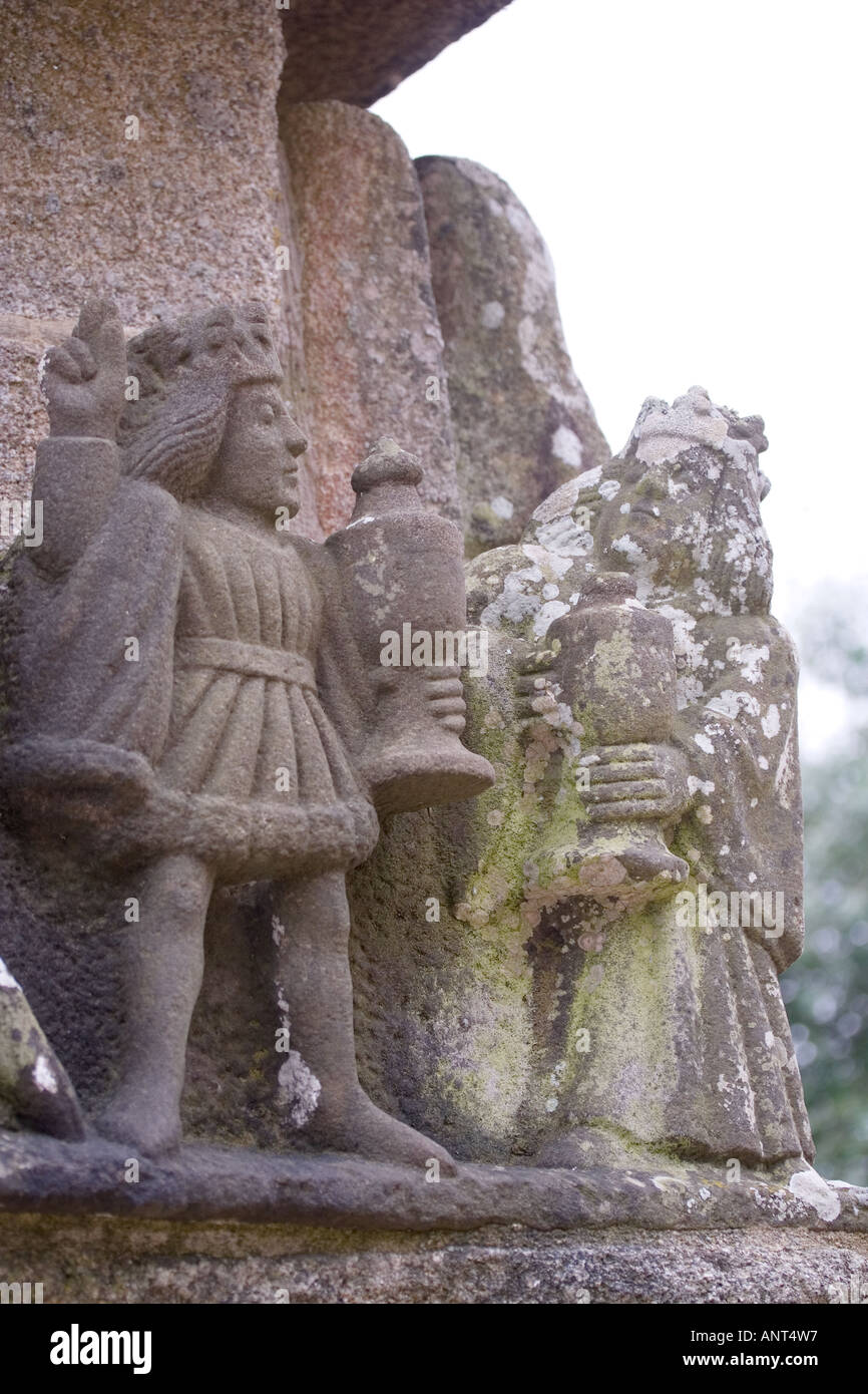 middle age statue Stock Photo - Alamy