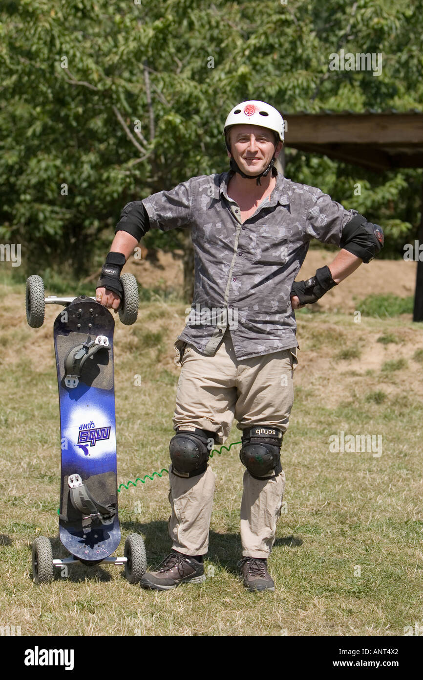 MOUNTAIN BOARDING IN RED HILL SURREY Stock Photo - Alamy
