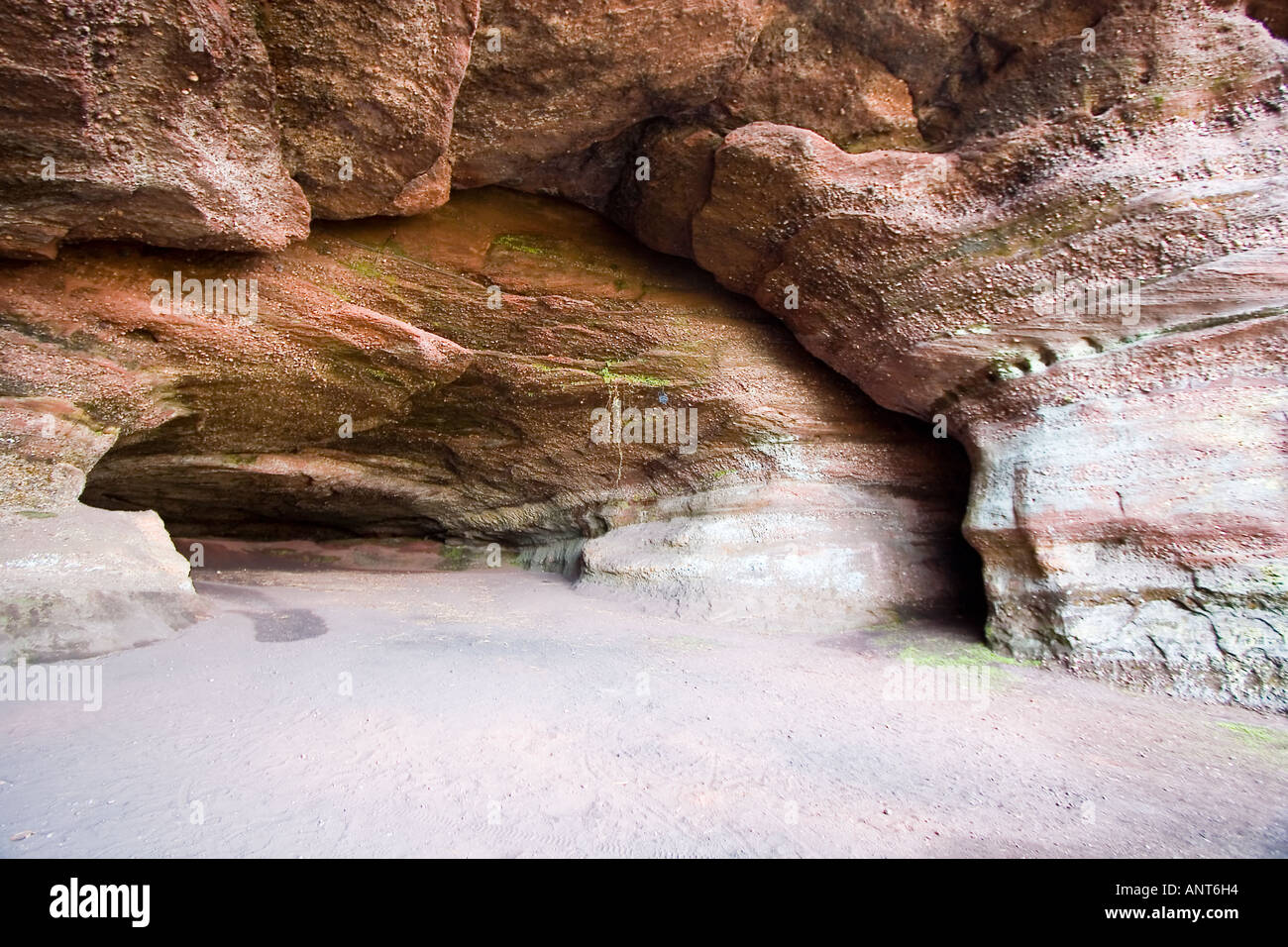 Grotte caverne hi-res stock photography and images - Alamy