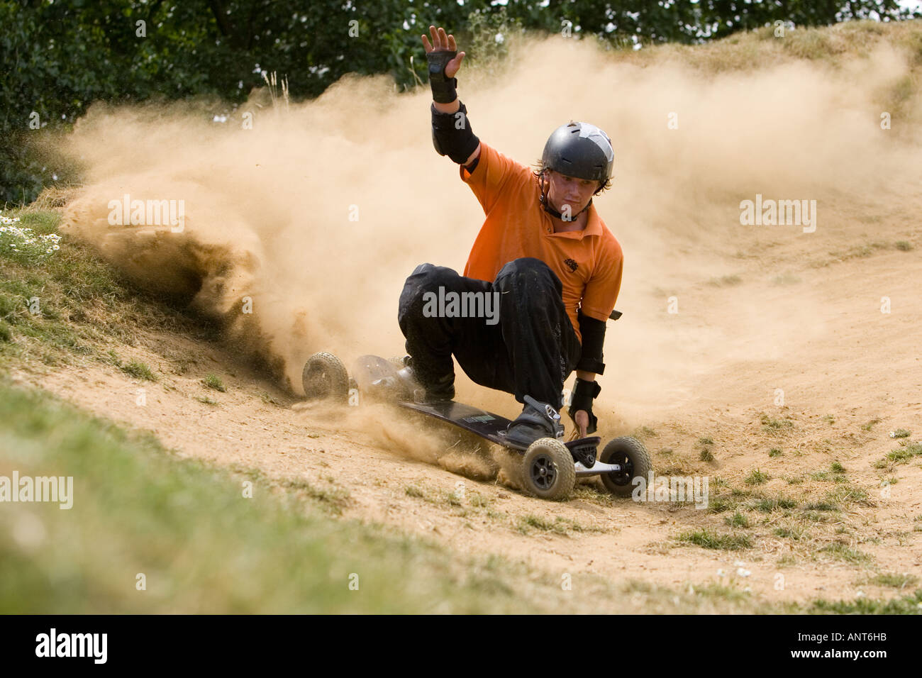MOUNTAIN BOARDING IN RED HILL SURREY Stock Photo - Alamy