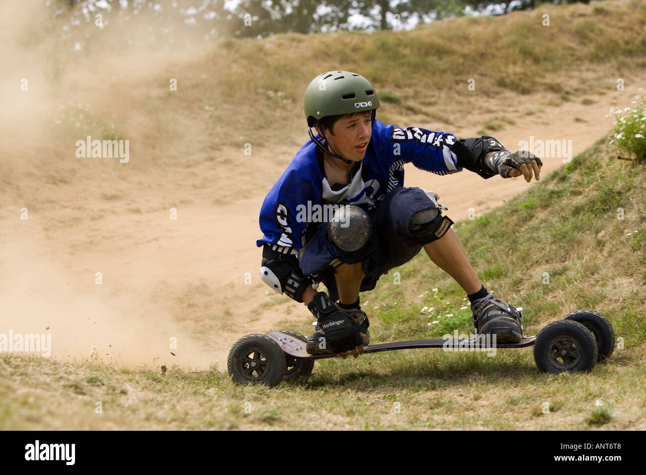 MOUNTAIN BOARDING IN RED HILL SURREY Stock Photo - Alamy
