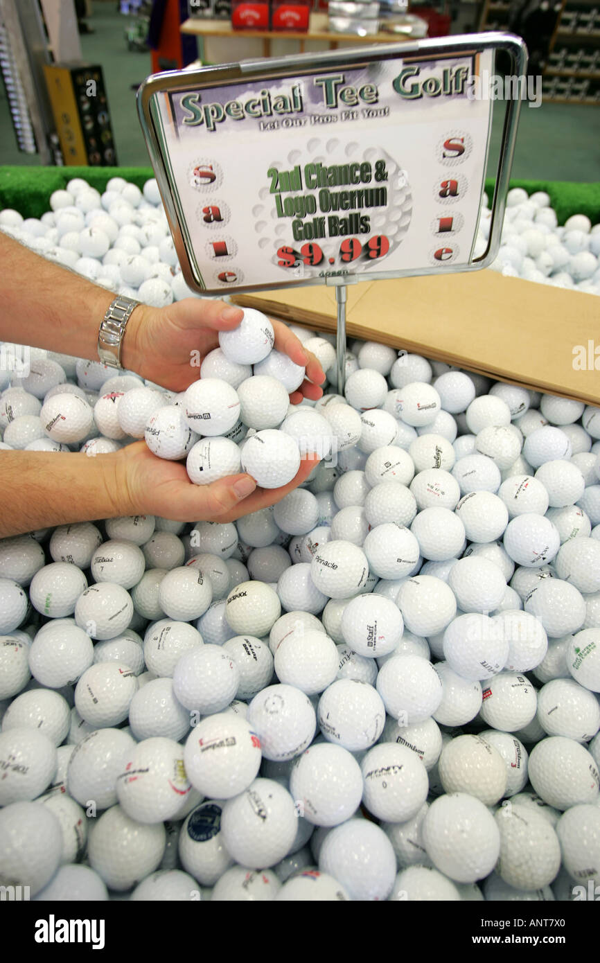 Golfing shop hi-res stock photography and images - Alamy