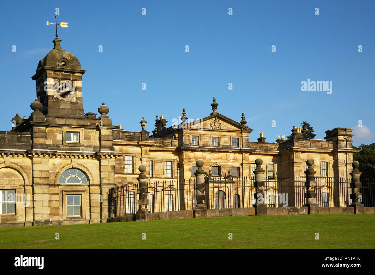 Duncombe Hall Helmsley North Yorkshire Home of the Earl of Feversham ...