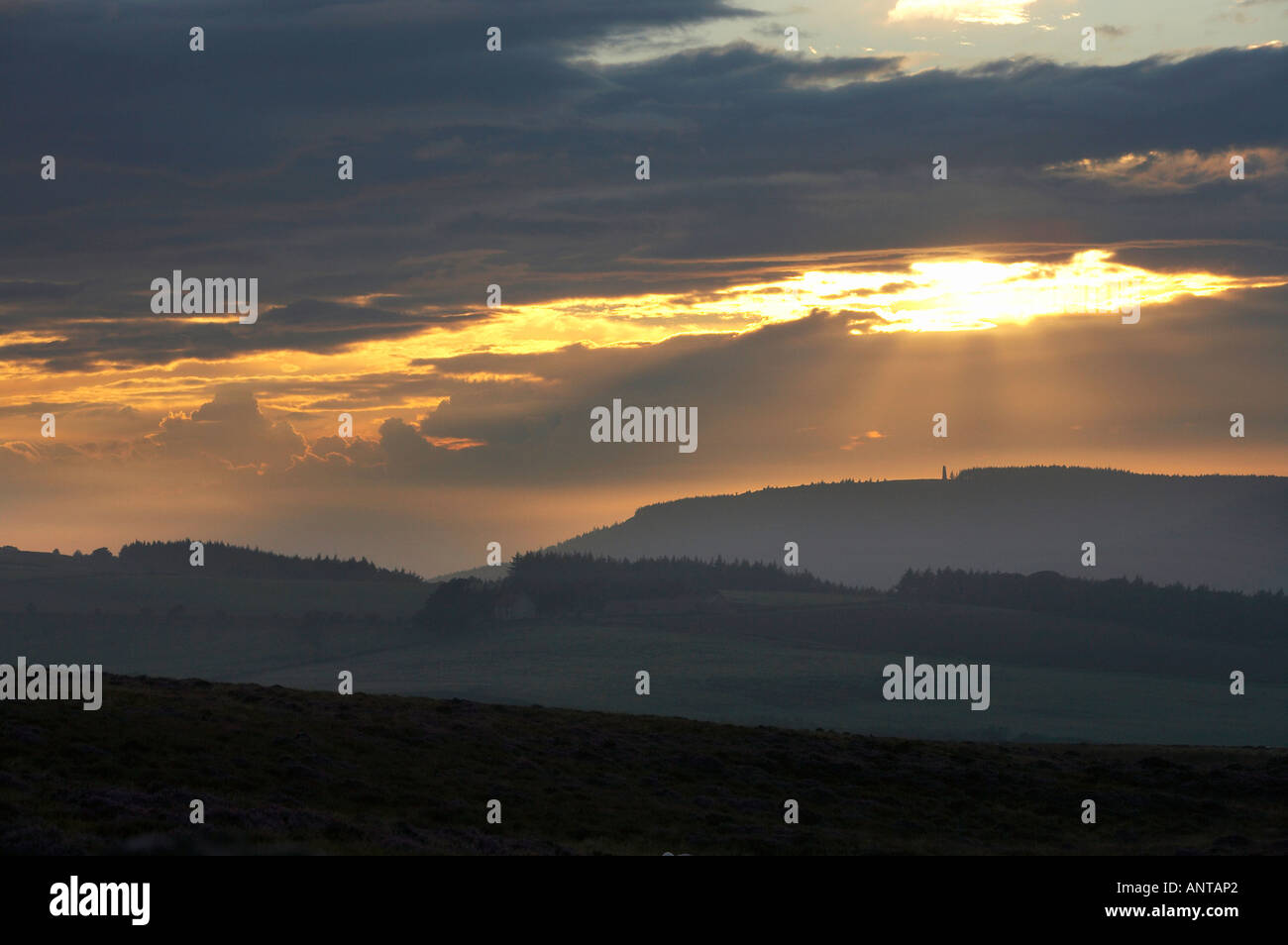 Sunset over Captain Cooks Monument and Easby Moor from Commondale Moor ...