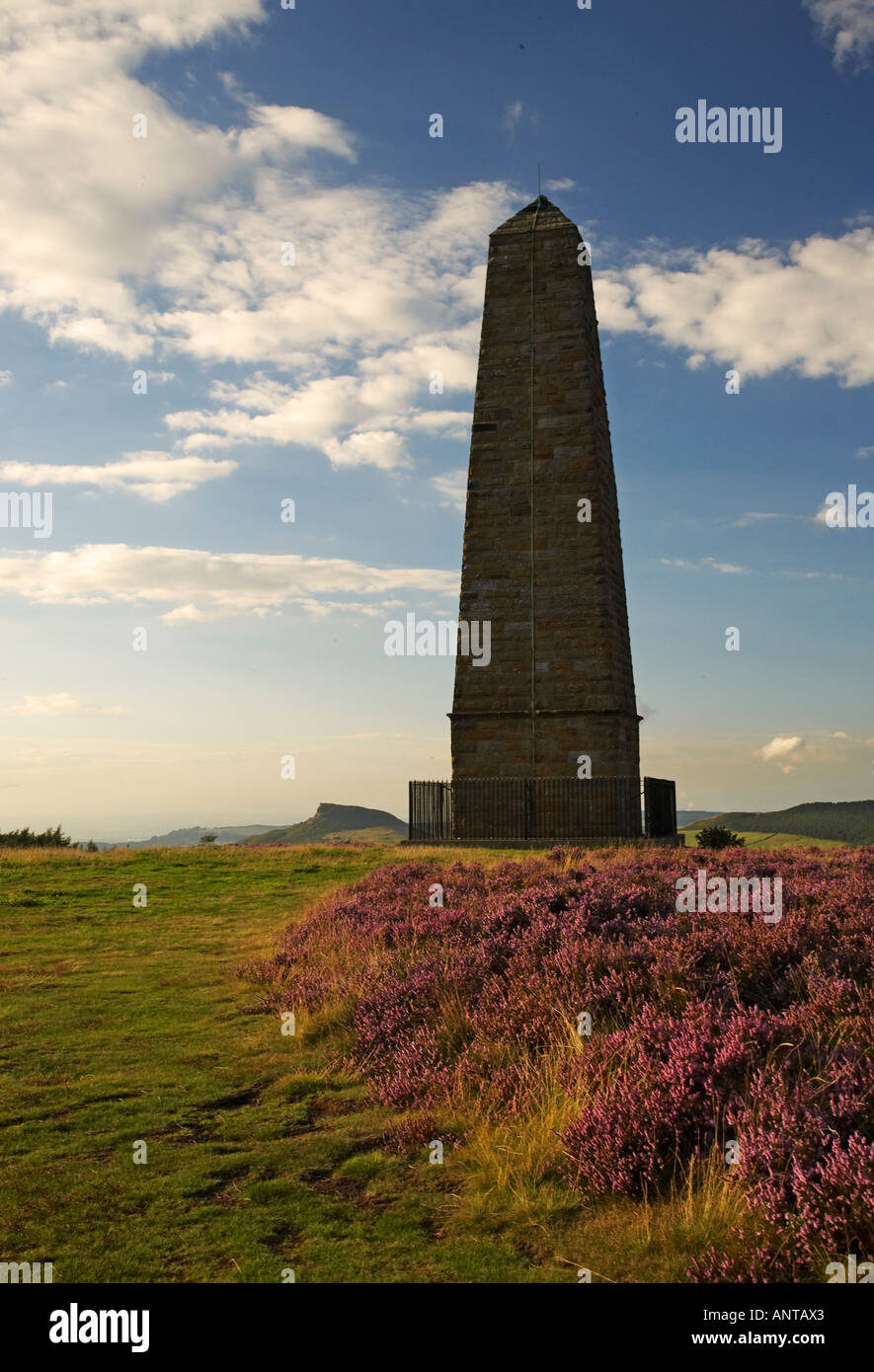Captain Cooks Monument and Roseberry Topping Easby Moor North York ...