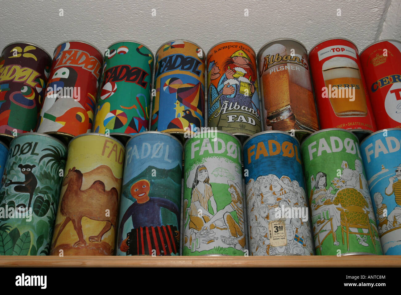 Can stack hi-res stock photography and images - Alamy