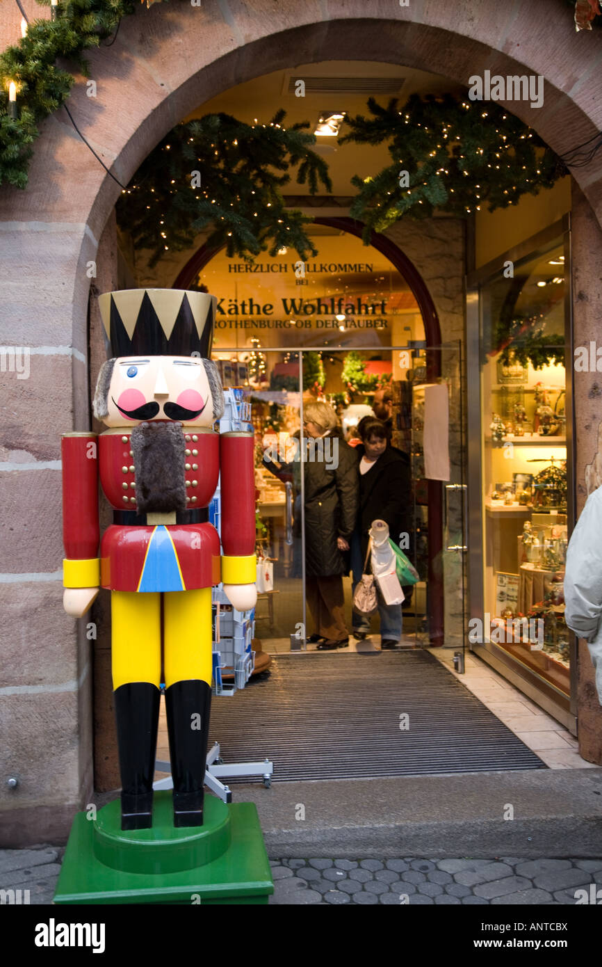 Mansize nutcracker in front of a store Stock Photo - Alamy