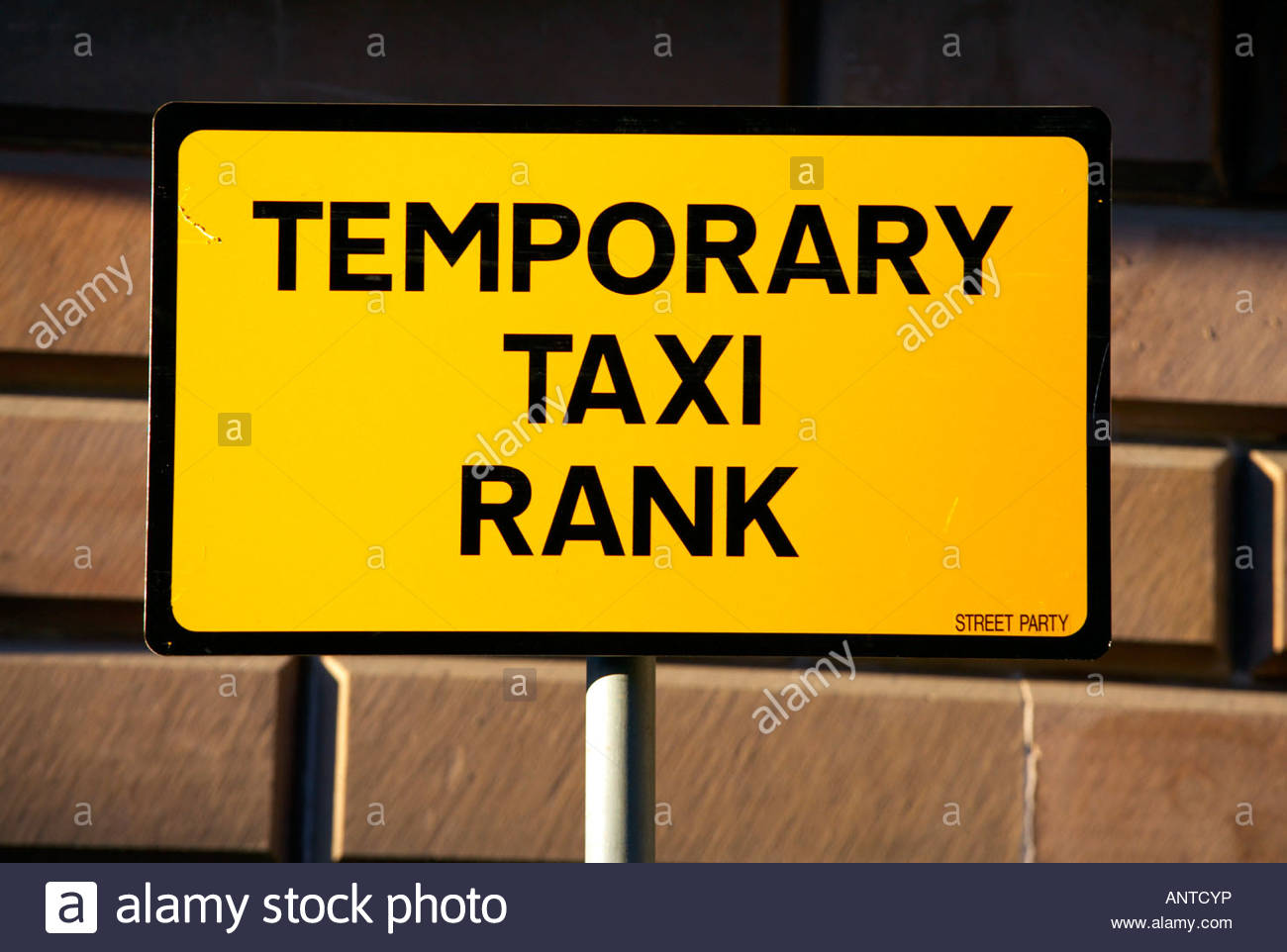 Temporary taxi rank hi-res stock photography and images - Alamy