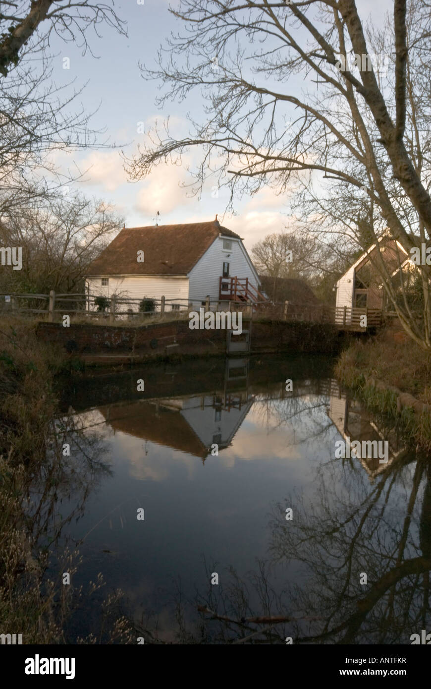 Scene [Water Mill] winter countryside Woods Mill nature reserve Stock ...