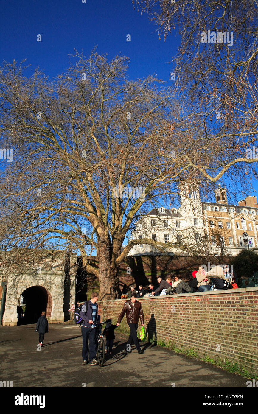 Richmond Riverside Cafe High Resolution Stock Photography and Images ...