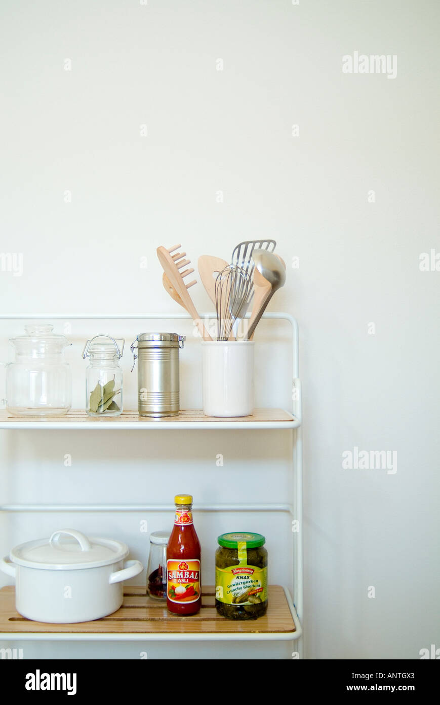 Kitchen pot pan shelf jar hi-res stock photography and images - Alamy