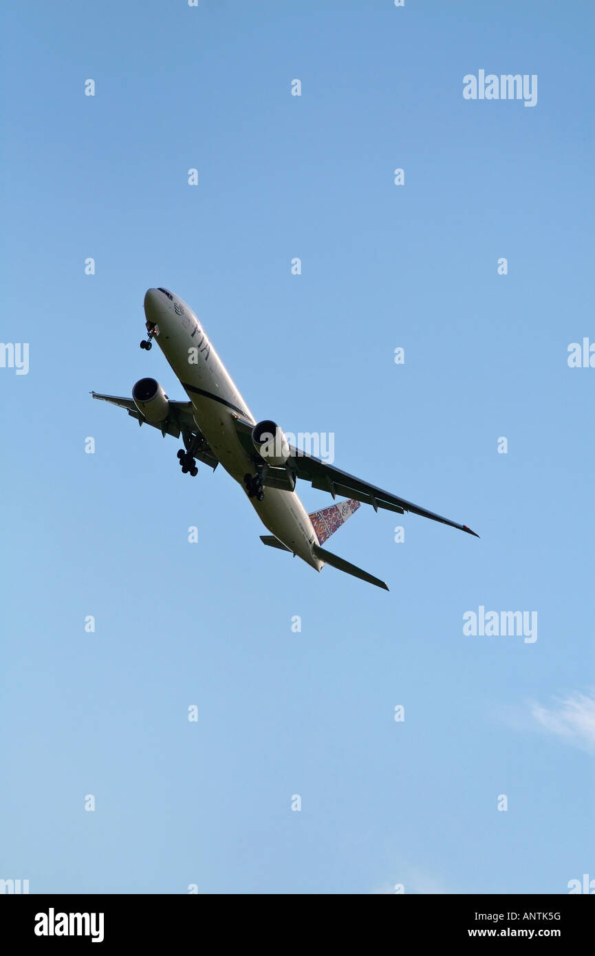 Pia plane hi-res stock photography and images - Alamy