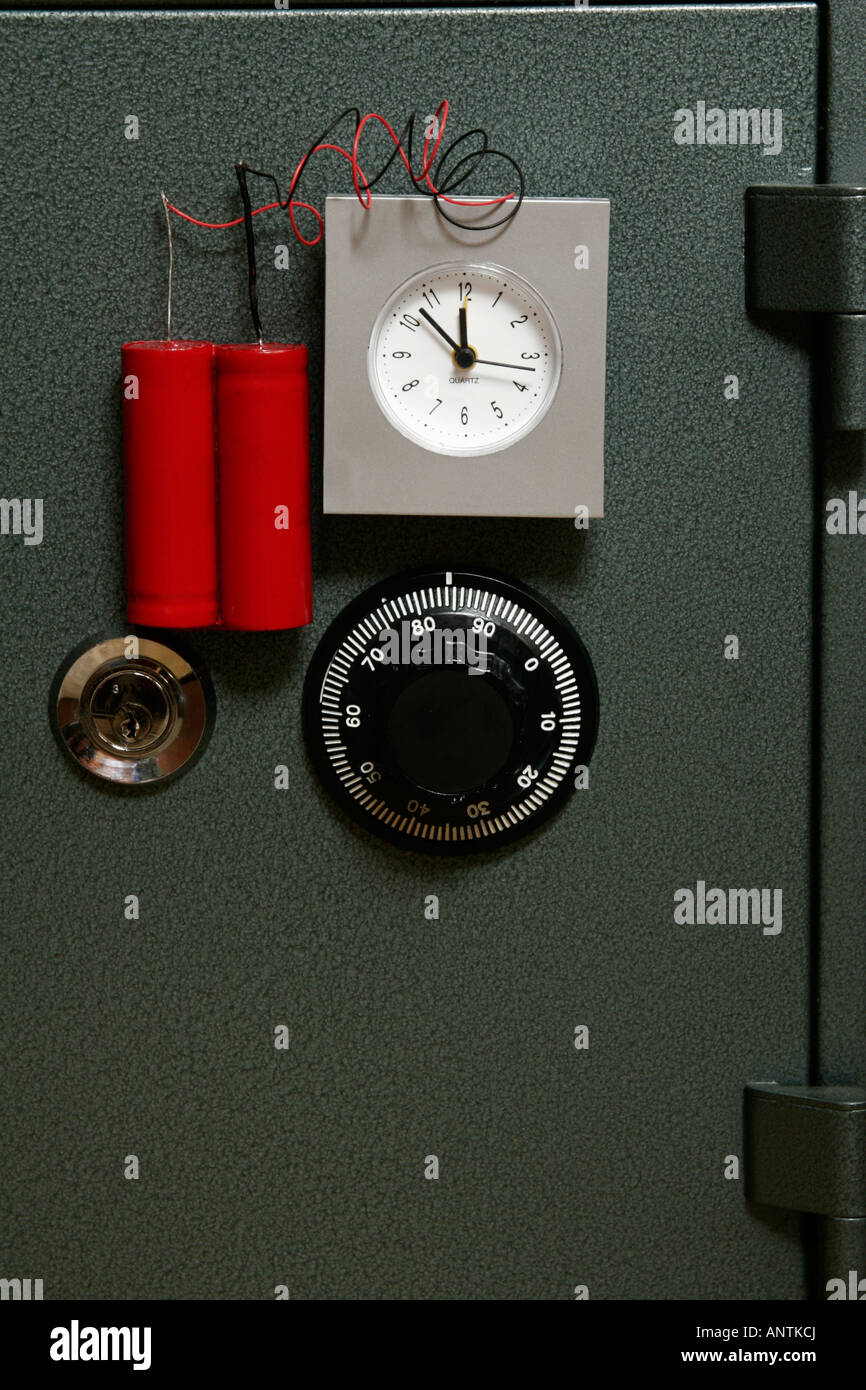 Safecracking hi-res stock photography and images - Alamy