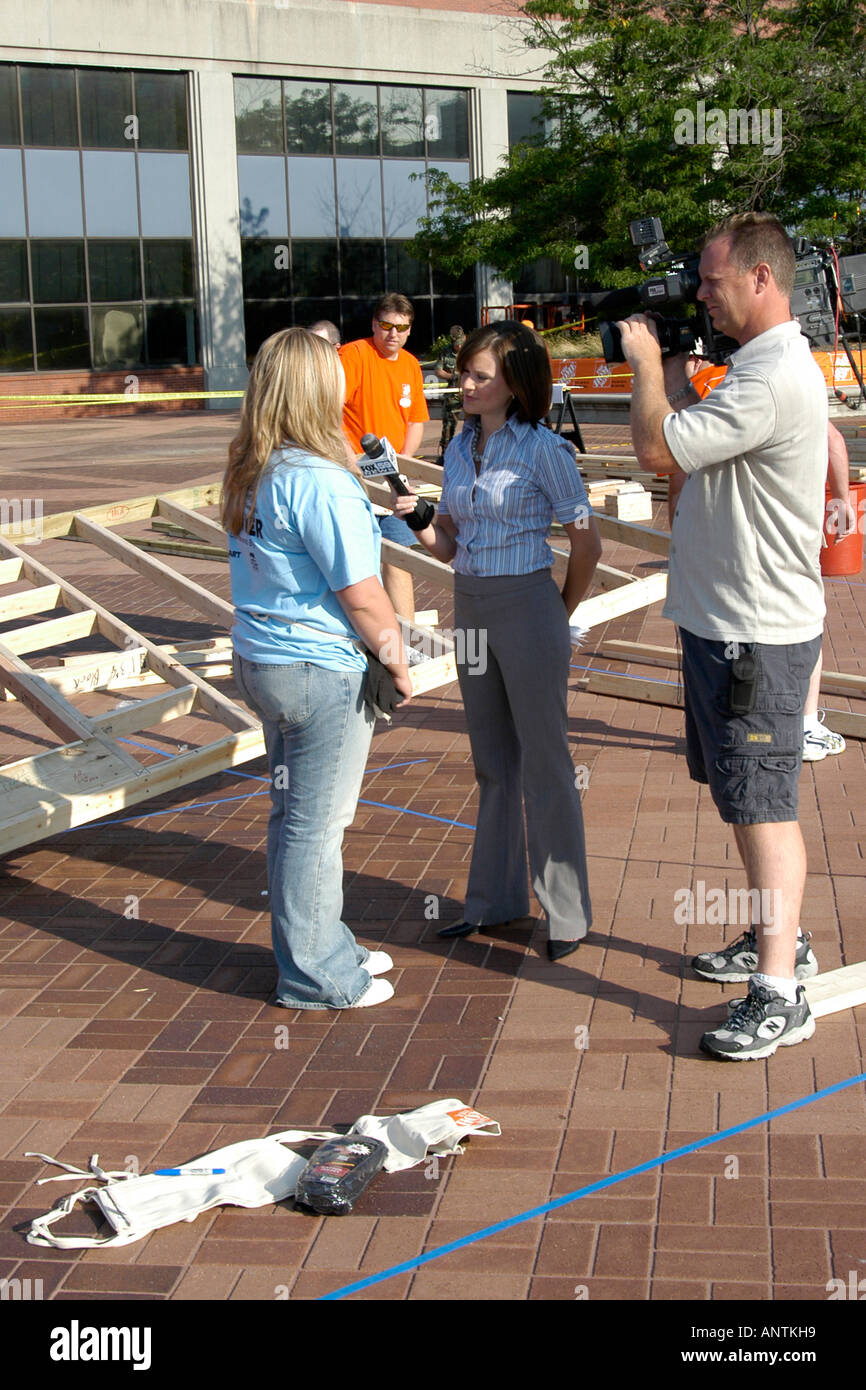 Female interviewer outside hi-res stock photography and images - Alamy