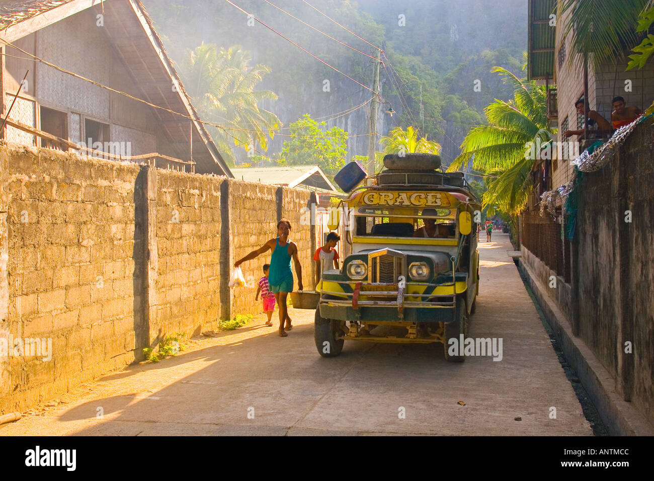 Streets of palawan hi-res stock photography and images - Alamy