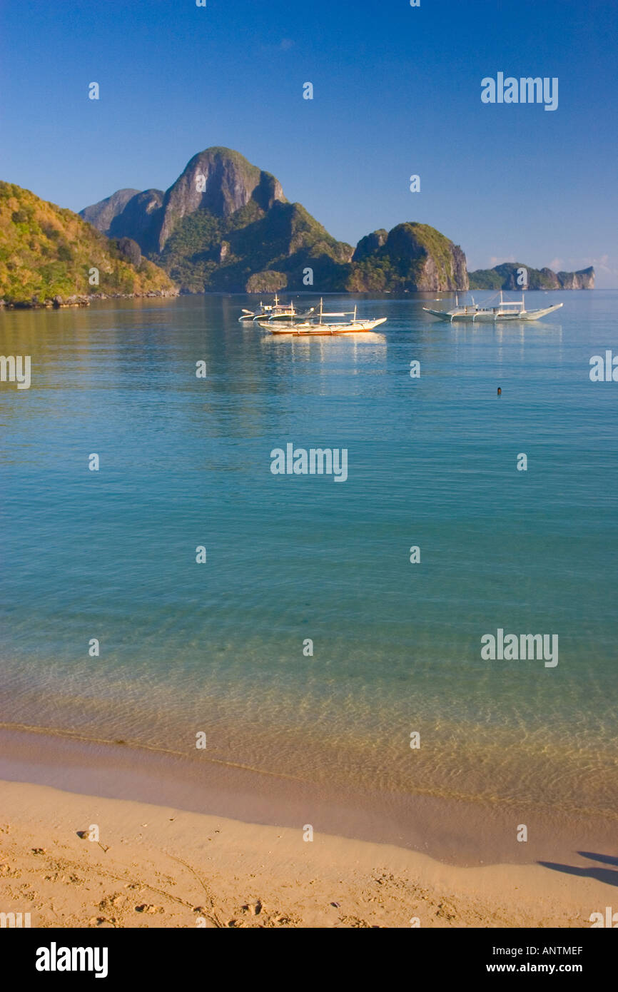 Palawan s El Nido stunning scenery made of limestone hills and lagoons ...