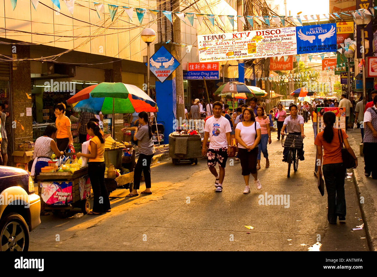 People along Manila s street The Philippines Stock Photo: 5092601 - Alamy
